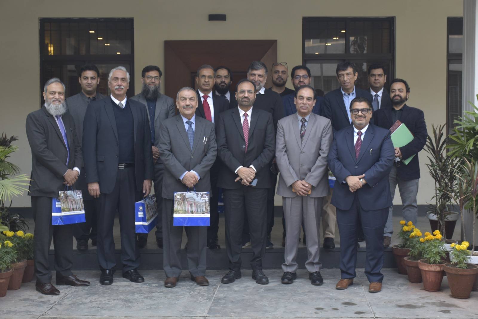 UET Lahore and Leading Industries Join Hands to Establish Pakistan’s ...